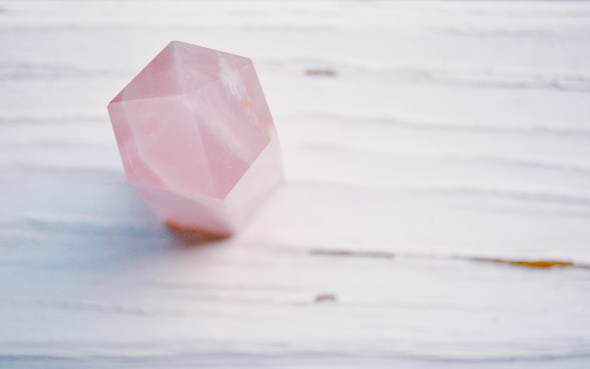 8 Best Crystals for Emotional Healing - Ornatopia